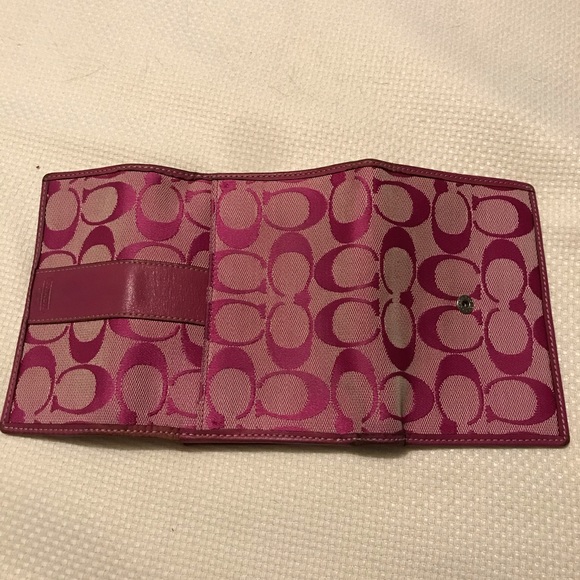 Coach | Bags | Coach Pink Wallet | Poshmark